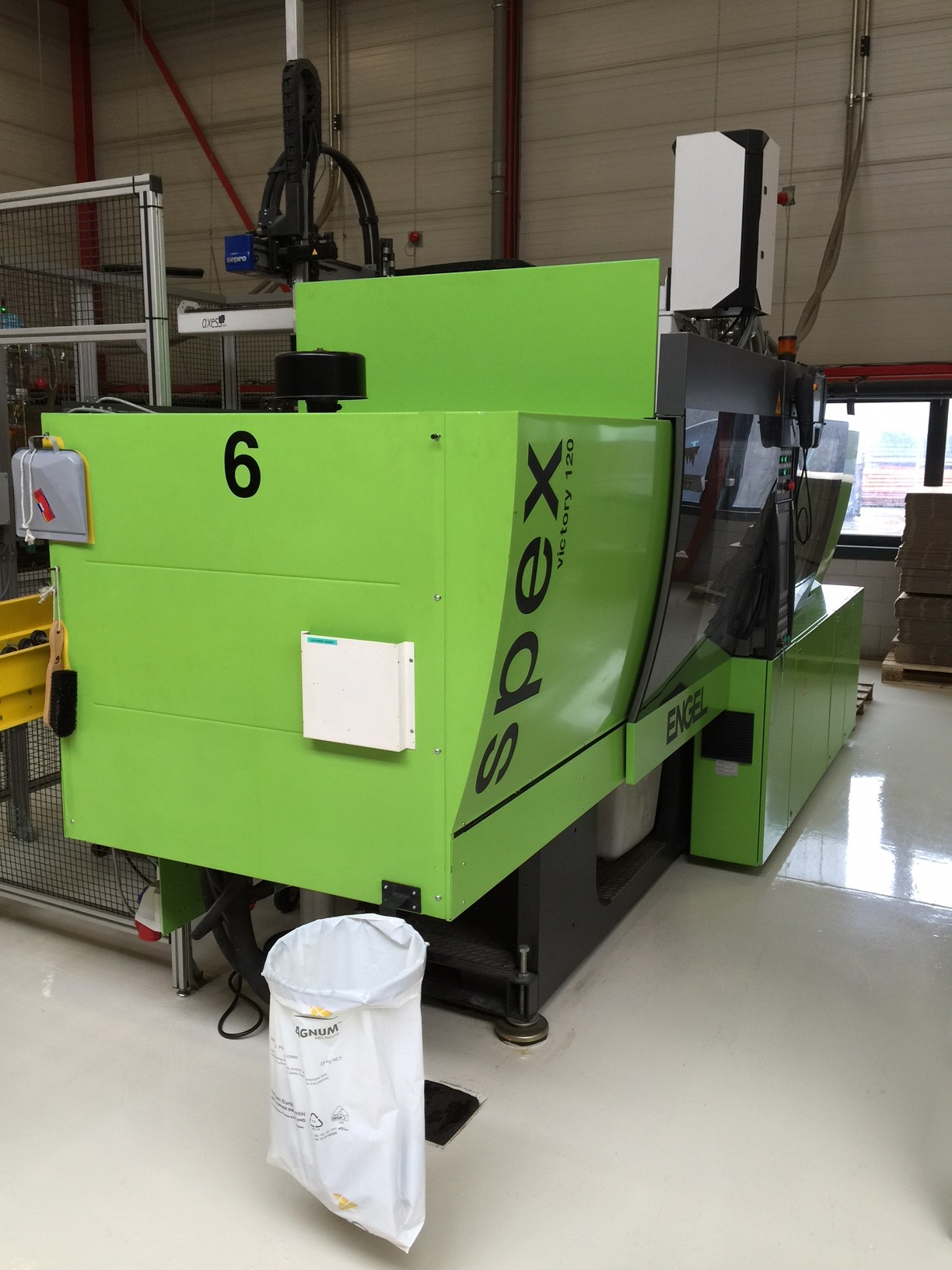 spex spuitgietmachine | NP Plastics